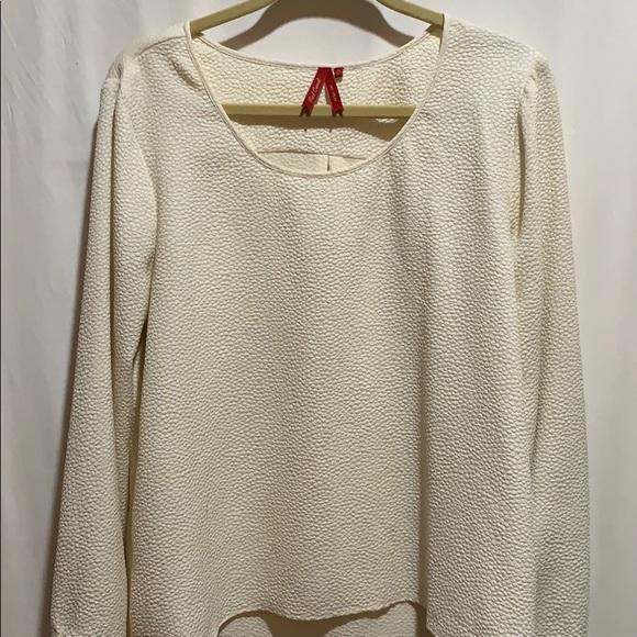 Red Camel | Tops | Red Camel Top White Sz Xl Poly Hilo Poly | Poshmark